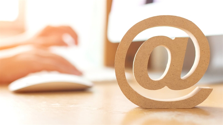 Digital Pollution: How to Send a Sustainable Email